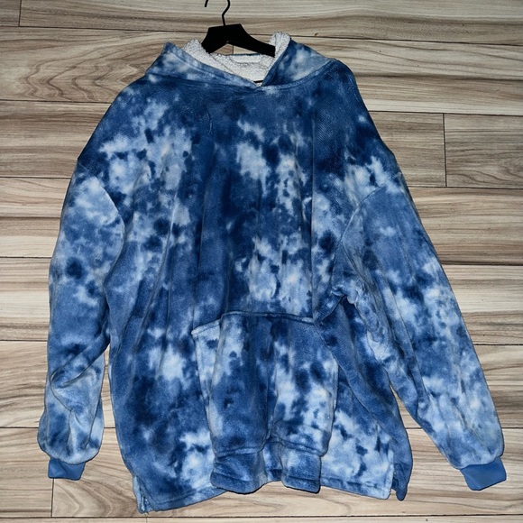 Tops | Snuggietype Blue Tie Dye Indoor Lounge Hoodie | Poshmark